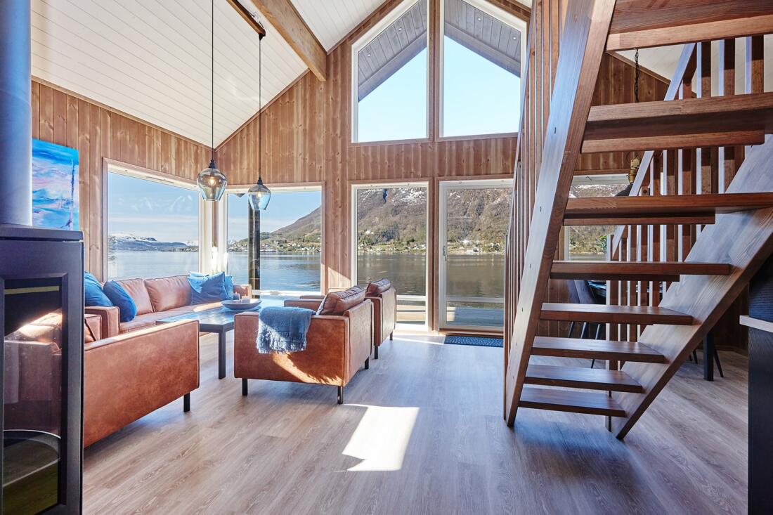 Moderne hytte i idylliske Spjutvik